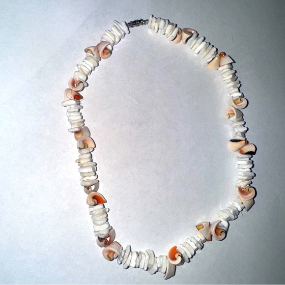 Jewelry | Hawaiian Puka Shell Necklace Unusual Color | Poshmark